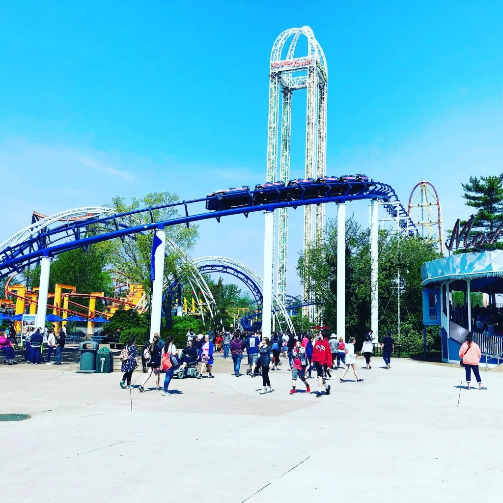 Theme Park Visitor Nightmare, Cedar Point Turns People Away, Operates ...